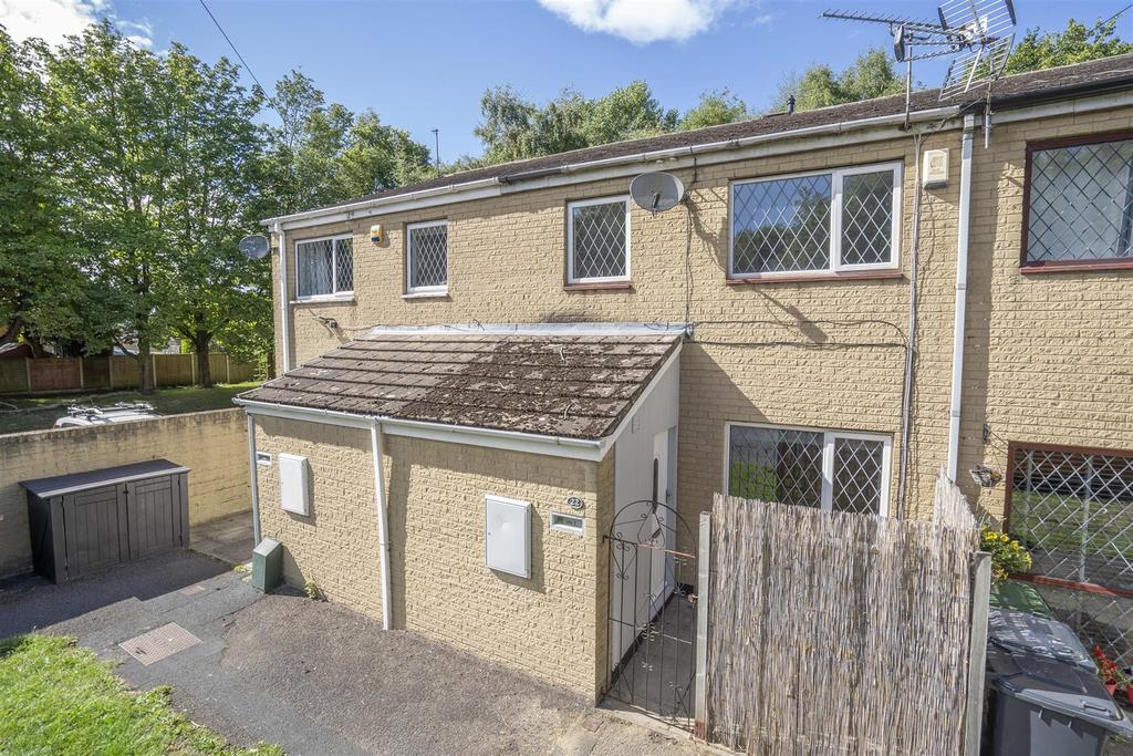 Elmhurst Gardens, Leeds, West... 3 bed house - £1,200 pcm (£277 pw)