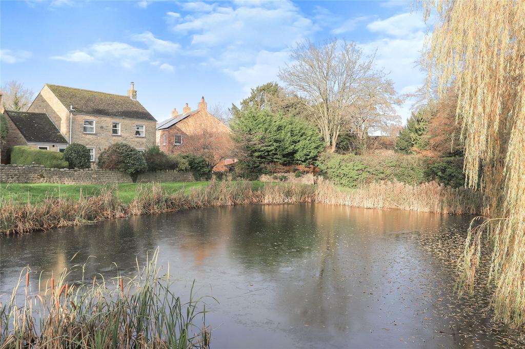 Roseberry Green, North Stainley... 3 bed detached house - £300,000