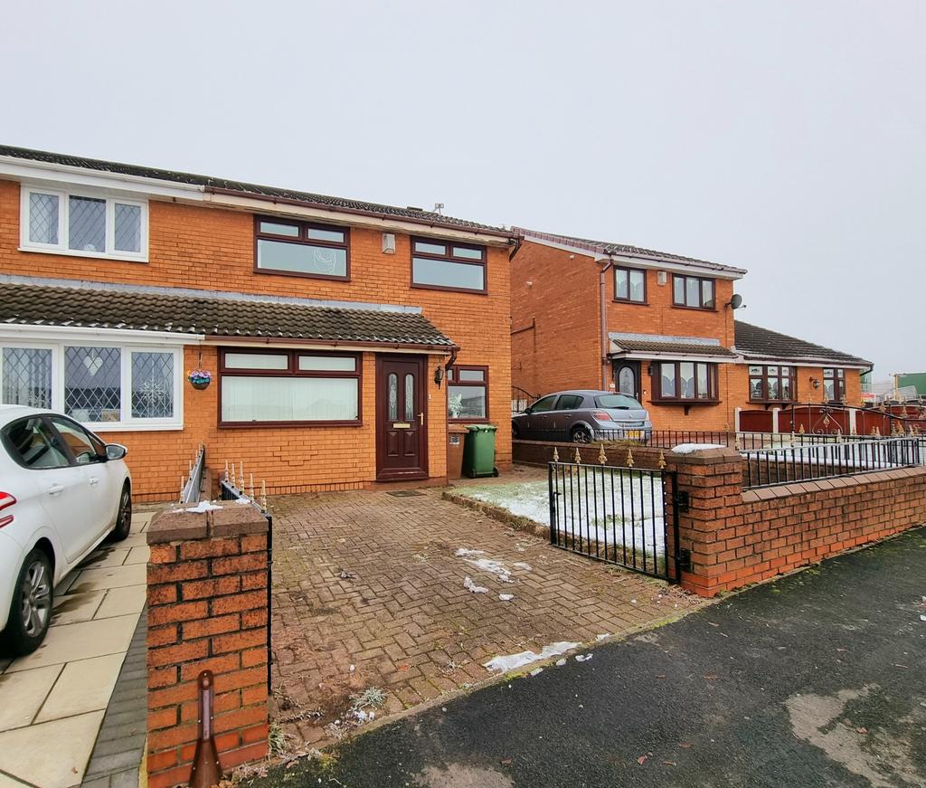 Welwyn Close, St. Helens, WA9 3 bed semi-detached house - £850 pcm (£ ...
