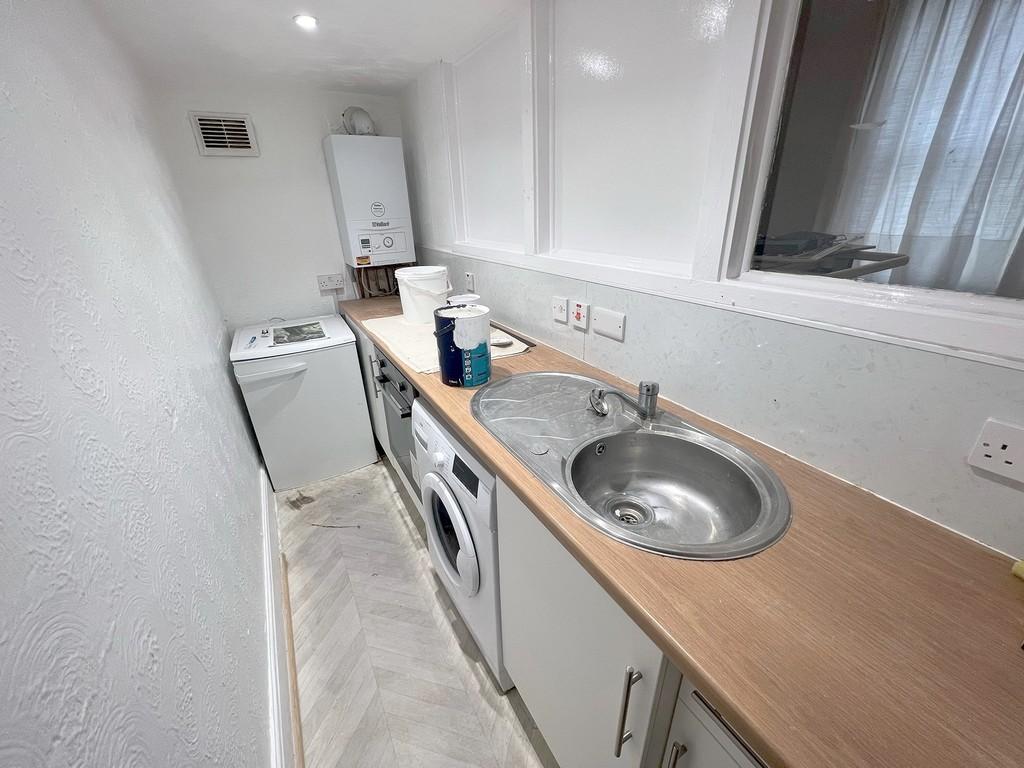 Western Parade, Southsea 1 bed ground floor flat to rent - £800 pcm (£ ...