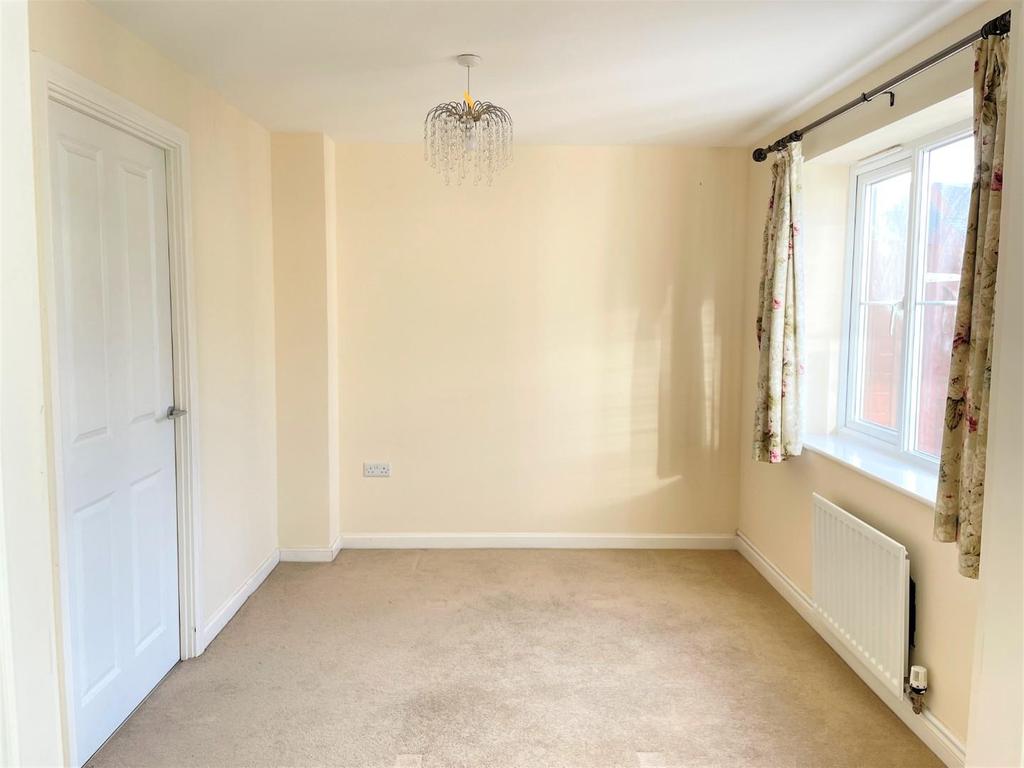 Sika Gardens, Three Mile Cross, Reading, RG7 1WF 4 bed detached house ...