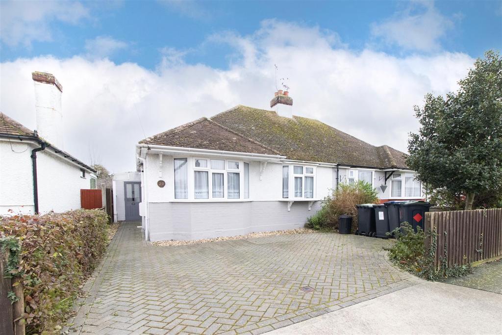 Russell Drive, Whitstable 2 bed semi-detached bungalow - £325,000