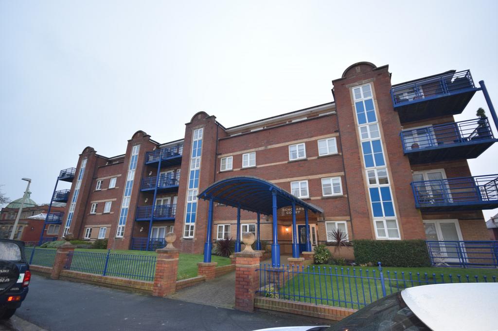 Scholars Court, Kings Road, Lytham... 1 bed apartment - £650 pcm (£150 pw)