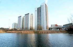 Elektron Tower 2 bed apartment - £2,250 pcm (£519 pw)