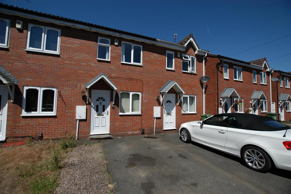 Byrchen Moor Gardens, Brierley Hill 2 bed terraced house - £695 pcm (£ ...
