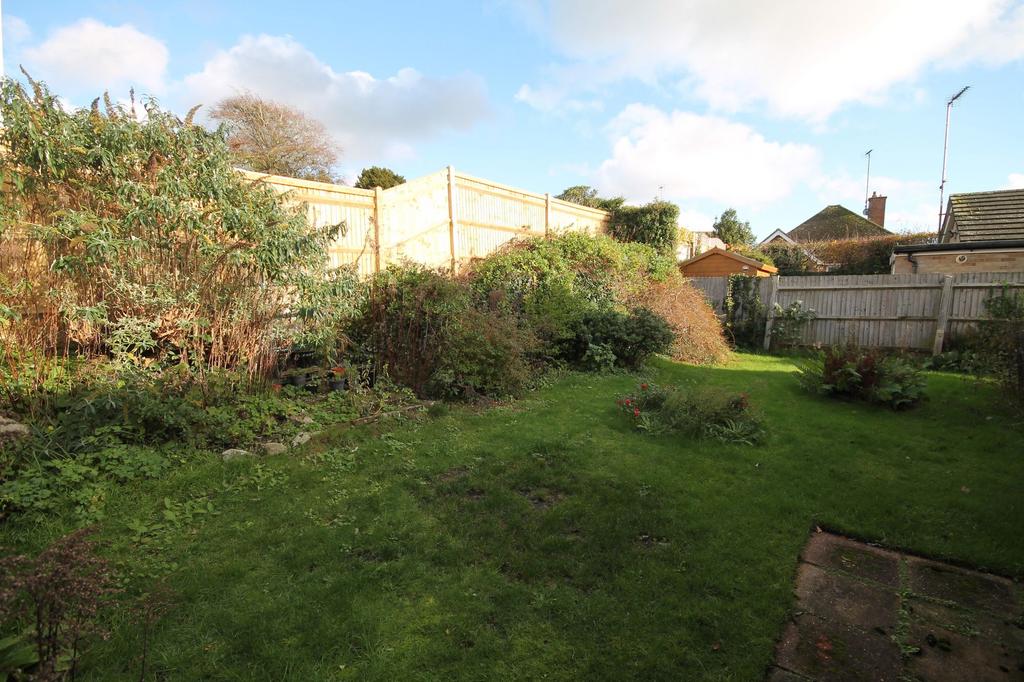 Highlands Close, Hassocks, BN6 3 bed detached bungalow - £485,000