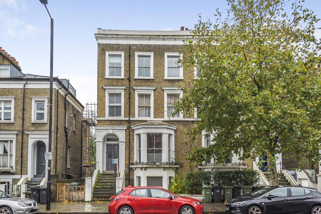 Acre Lane, Brixton 1 bed flat - £400,000