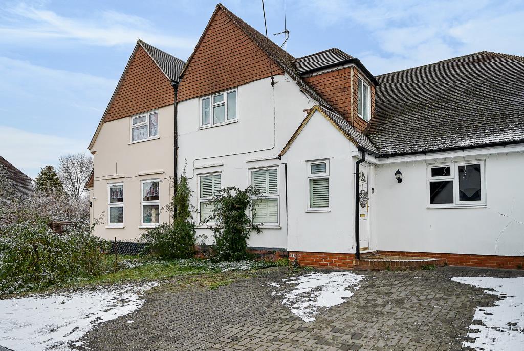 Cholsey, Wallingford, OX10 5 bed semi-detached house - £450,000