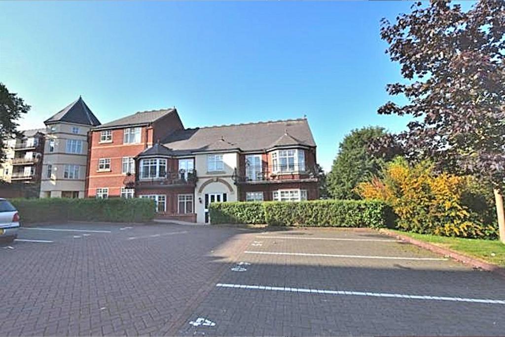 Pennant Court, Wolverhampton 2 bed flat - £950 pcm (£219 pw)