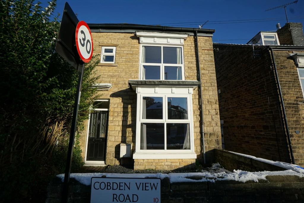 Cobden View Road, Sheffield 2 bed semi-detached house - £795 pcm (£183 pw)