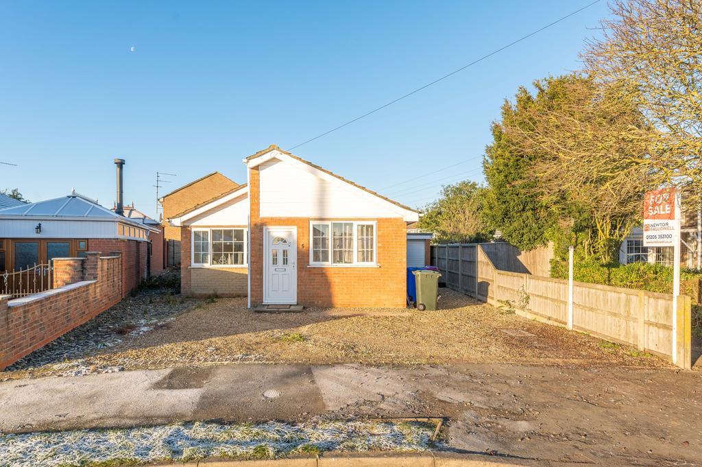 Yew Tree Grove, Boston, PE21 2 bed bungalow - £185,000
