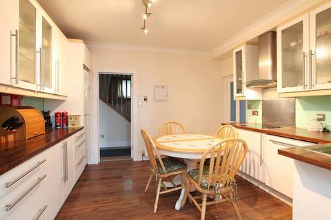 Detached Houses For Sale Around Avonbridge Primary School | OnTheMarket
