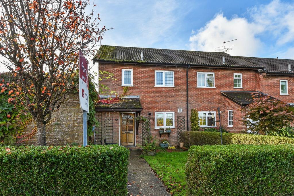 Yeomans Lane, Liphook 3 bed semi-detached house - £395,000