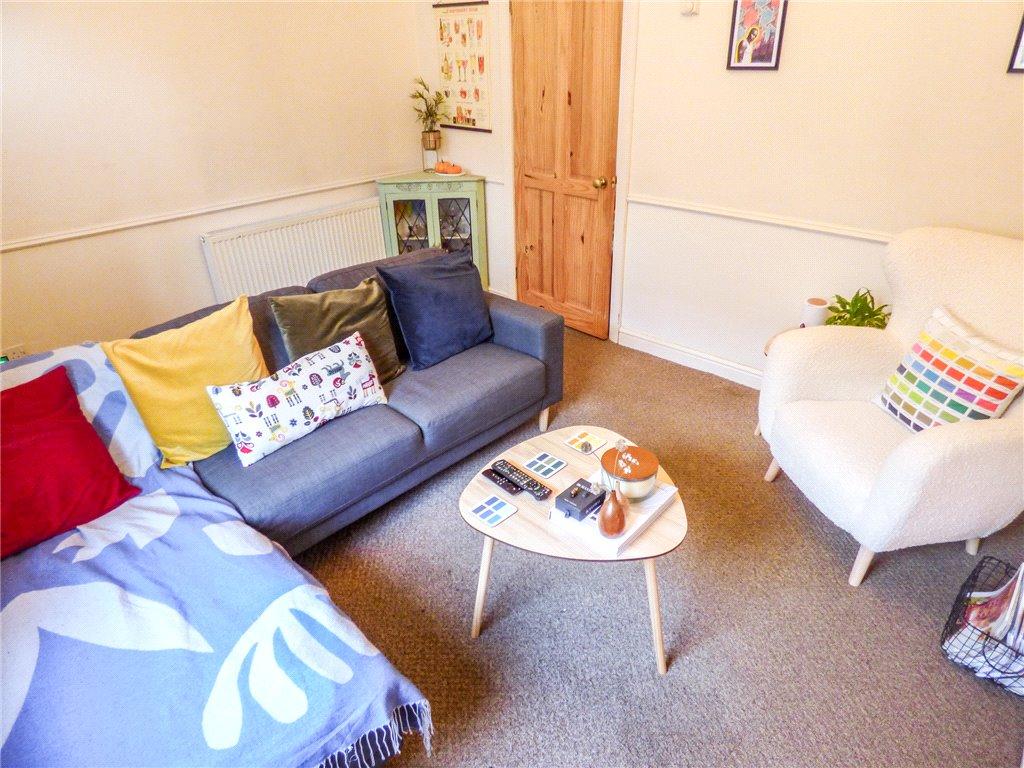 Herbert Street, Shipley, West Yorkshire 2 bed terraced house - £180,000