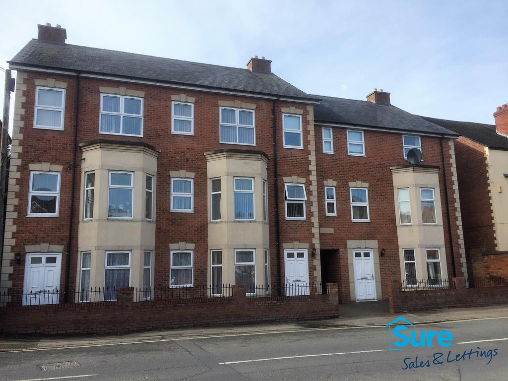 Bishop Court, Stroud Road. GL1 2 bed apartment - £995 pcm (£230 pw)