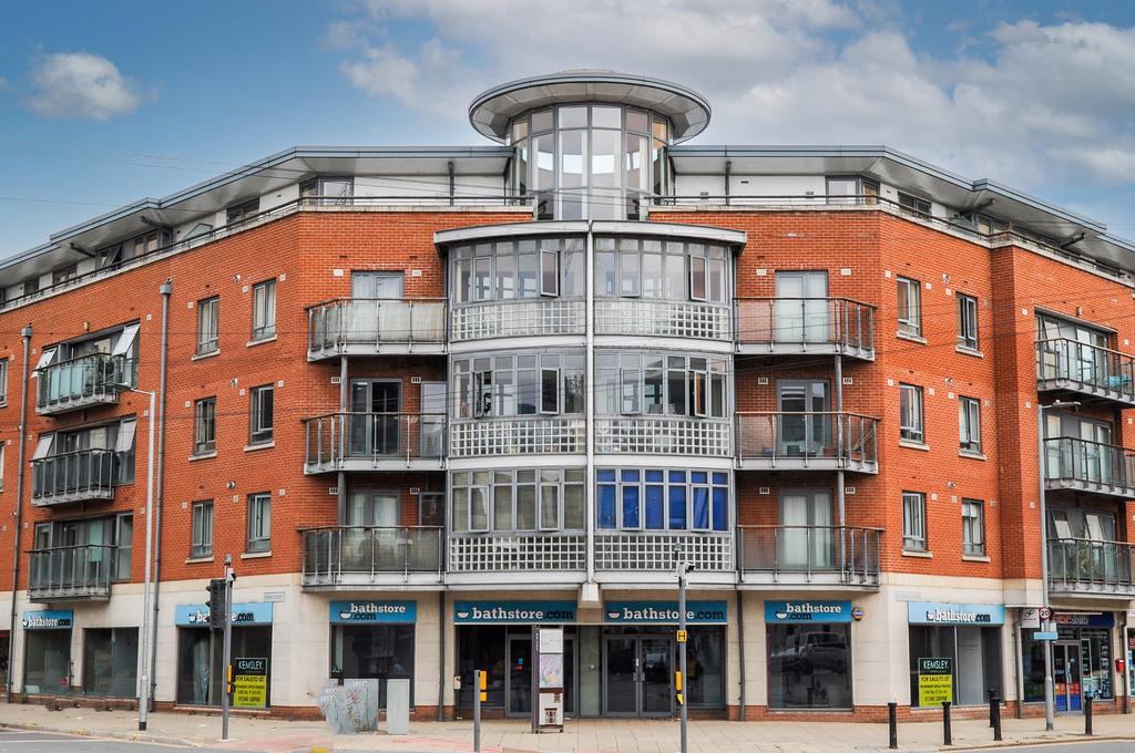 New Street, Chelmsford 3 bed flat - £575,000