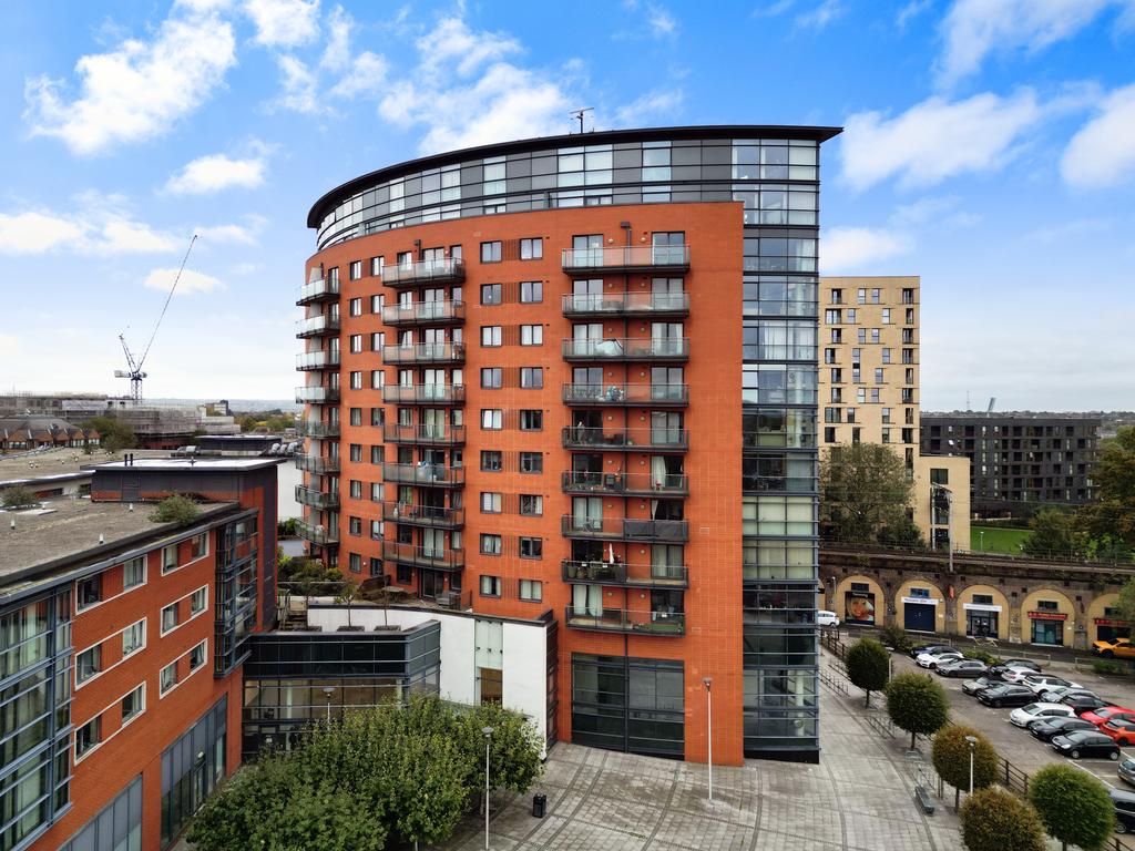 Marconi Plaza, City Centre, Chelmsford 1 bed flat for sale - £185,000