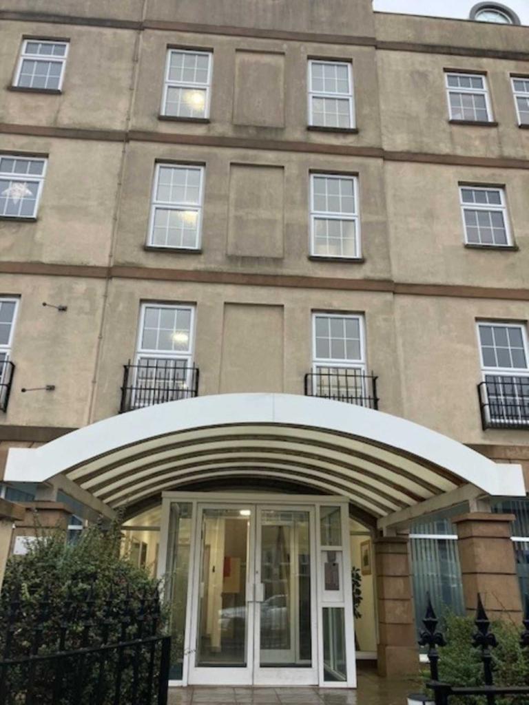 City Gate, Reading 2 bed apartment - £1,295 pcm (£299 pw)