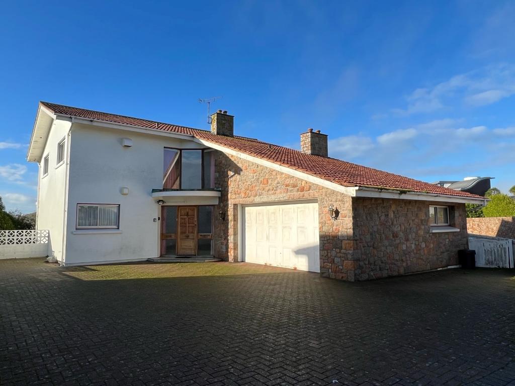 Melbourne Villa 3 bed semi-detached house - £1,350,000