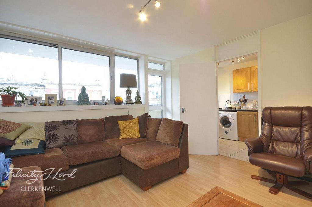 Goswell Road, London 1 bed apartment - £426 pcm (£98 pw)