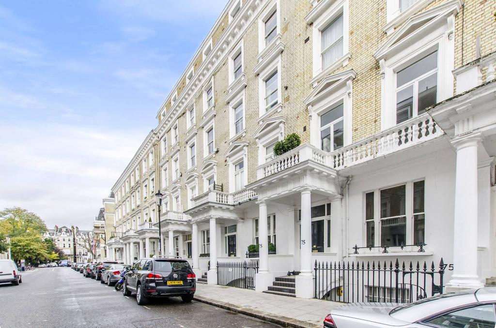 Harcourt Terrace, Chelsea, London, SW10 1 bed flat - £3,207 pcm (£740 pw)