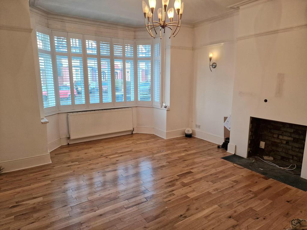 Bellingham Road, Catford, London, SE6 4 bed semi-detached house - £ ...