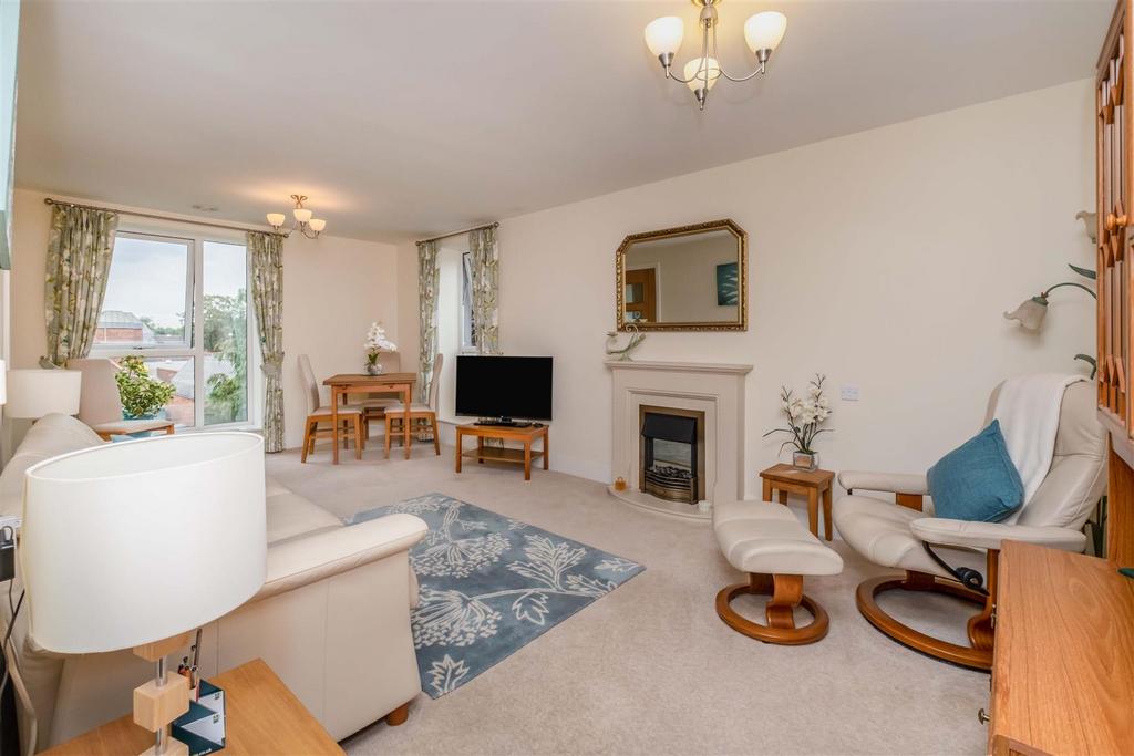 Dove Tree Court, 287 Stratford Road... 1 bed apartment - £190,000