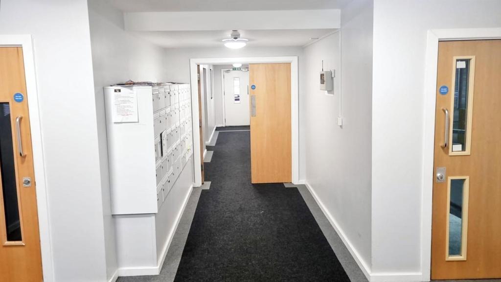 Adler Way, Liverpool 1 bed flat - £645 pcm (£149 pw)