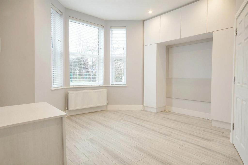 London Road, Wembley, HA9 7HG House share - £870 pcm (£201 pw)