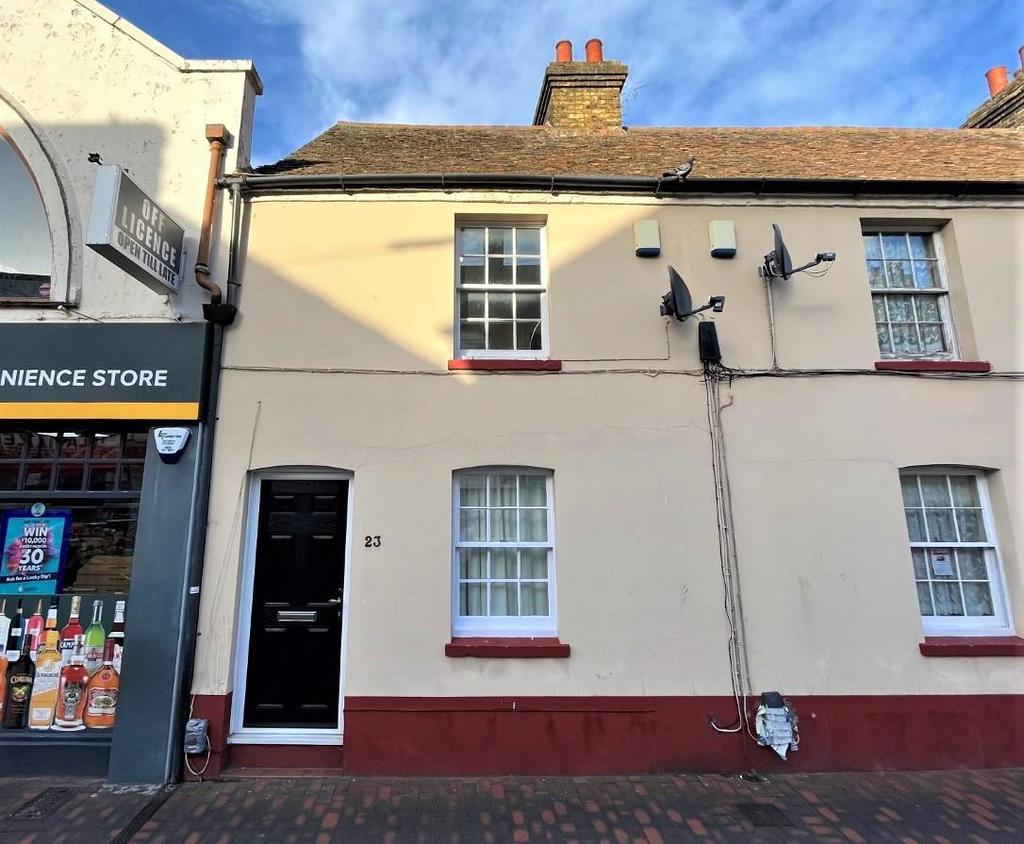 East Street, Sittingbourne 2 bed terraced house - £1,050 pcm (£242 pw)