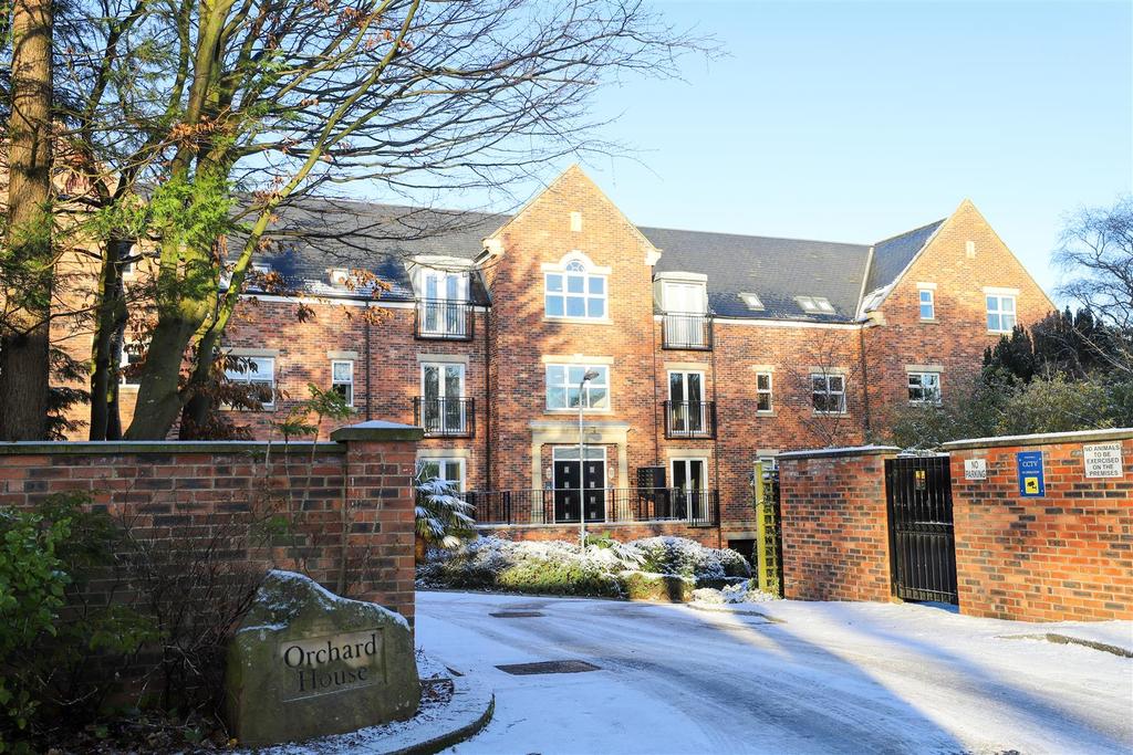 Belford Close, Sunderland 2 bed flat - £110,000
