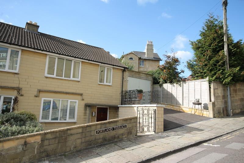 Portland Terrace 4 bed house - £2,300 pcm (£531 pw)
