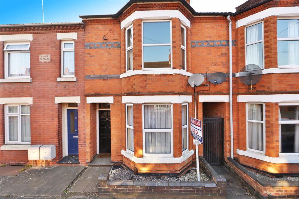 CALDECOTT STREET 2 bed apartment - £750 pcm (£173 pw)