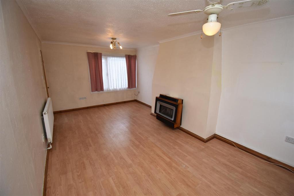 Tulyar Close, Bromford Bridge... 3 bed townhouse - £185,000