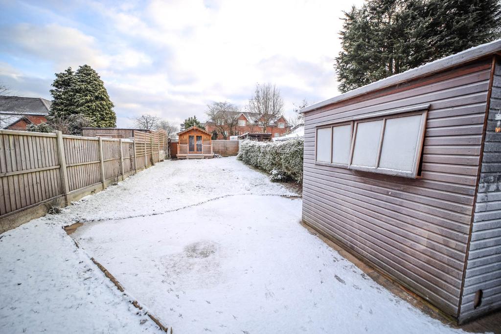 Golborne Road, Winwick, Warrington, Cheshire, WA2 3 bed semi-detached ...