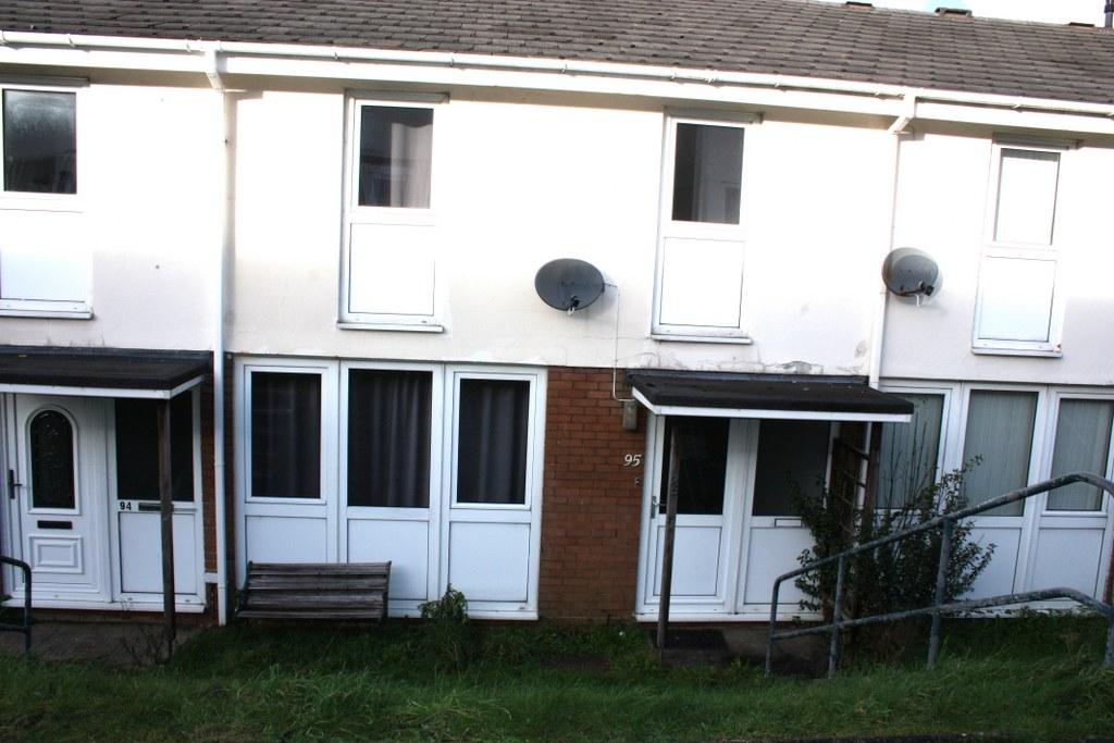 Westfield, Plymouth PL7 3 bed terraced house - £900 pcm (£208 pw)