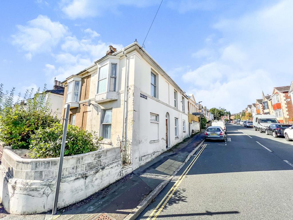 Winton Street, Ryde, Isle of Wight... 2 bed terraced house - £125,000