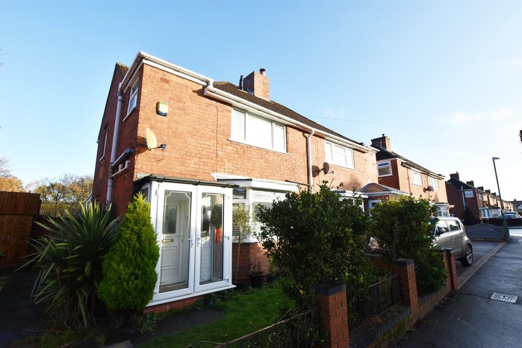 Alston Road, Solihull 2 bed semi-detached house - £250,000
