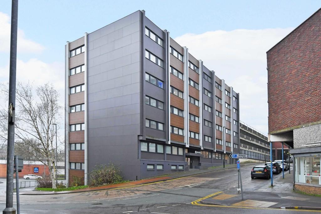 Keele House, Newcastle 1 bed apartment for sale - £50,000