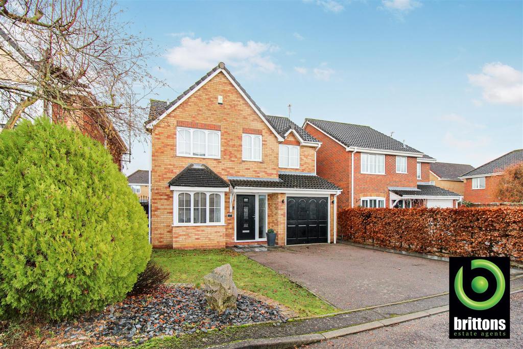 Sandover Close, West Winch 4 bed detached house - £340,000