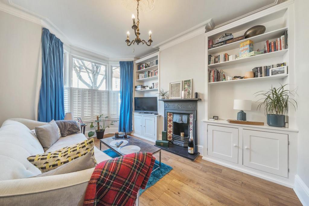 Amies Street, Battersea 3 bed terraced house - £825,000