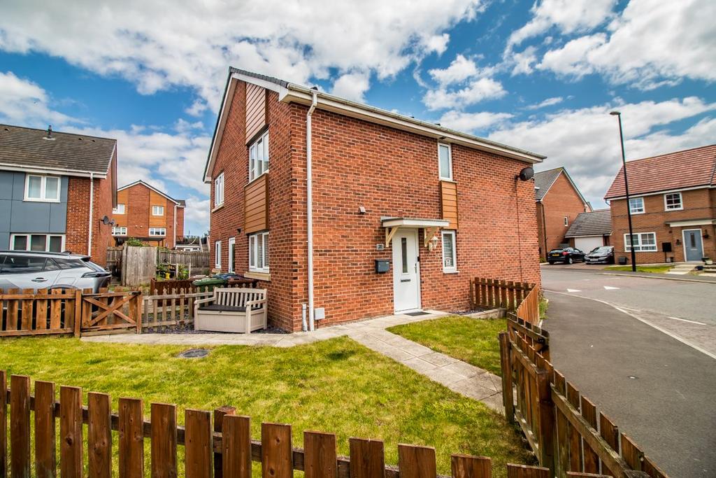 Teal Farm Way, Teal Farm, Washington 2 bed terraced house for sale - £ ...