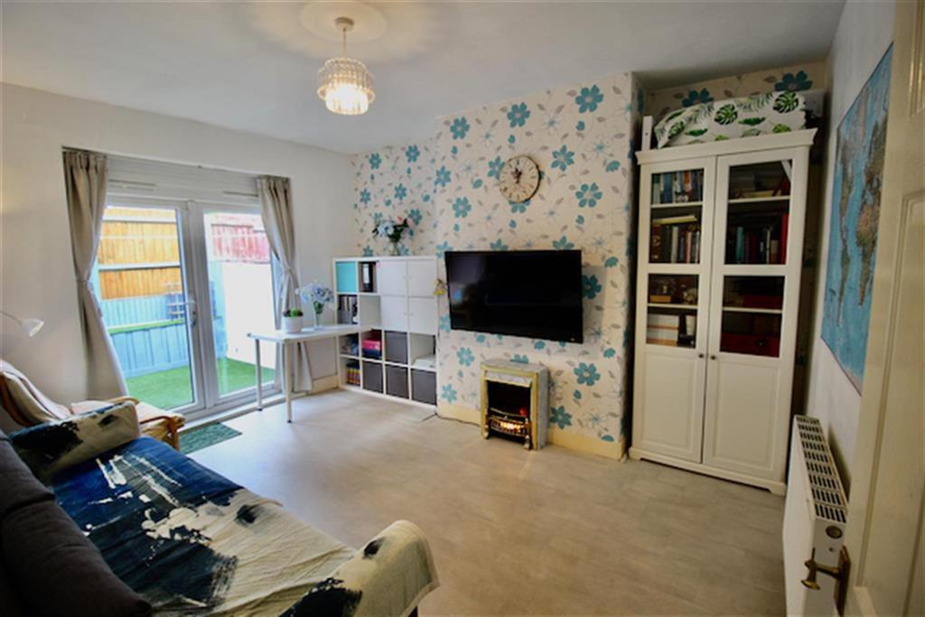 Elswick Road, Newcastle Upon Tyne... 2 bed flat - £500 pcm (£115 pw)