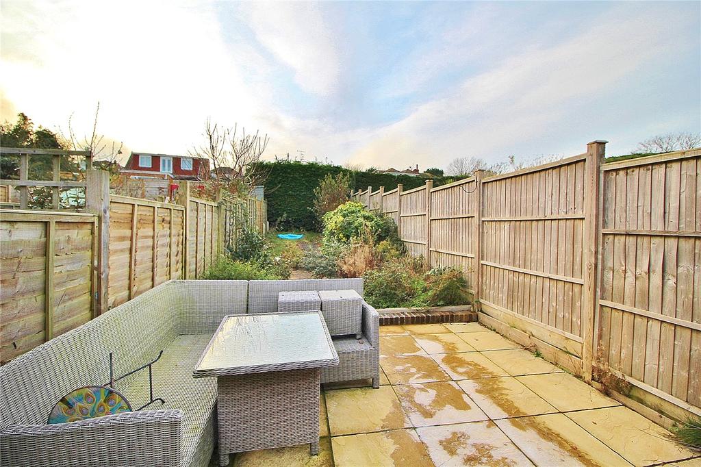 Wantley Road, Findon Valley... 2 bed terraced house - £325,000