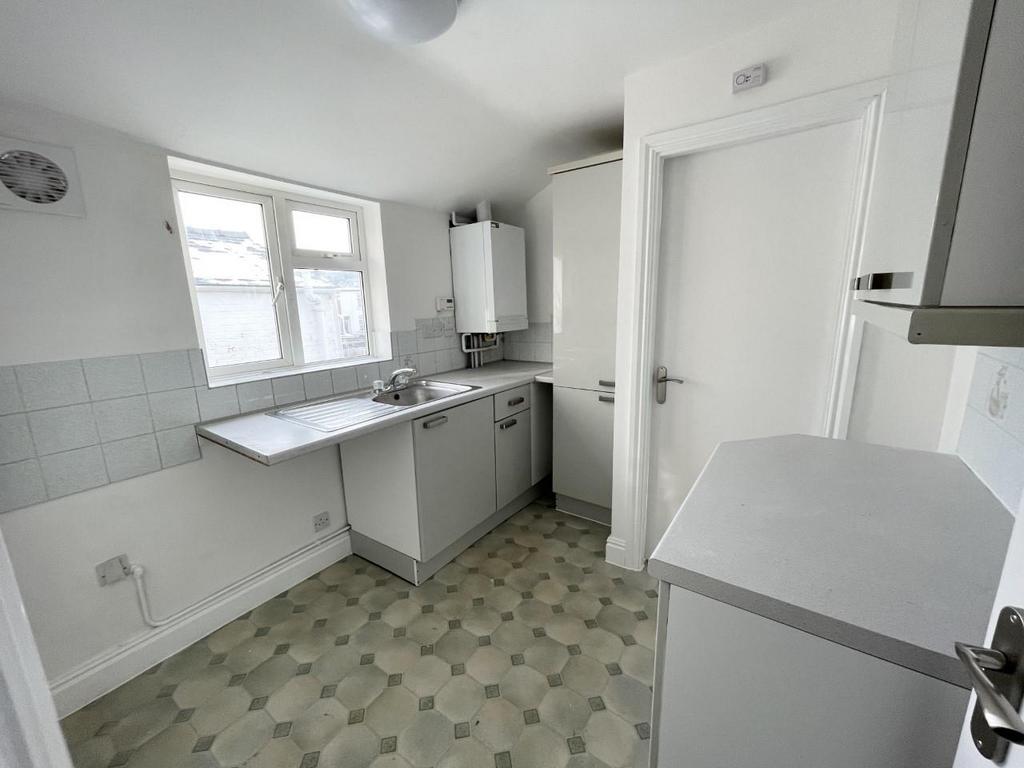 Sidney Street, Gloucester 2 bed terraced house - £200,000