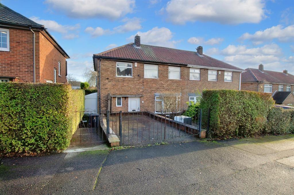 Wordsworth Road, Daybrook, Nottingham 3 bed semi-detached house - £200,000