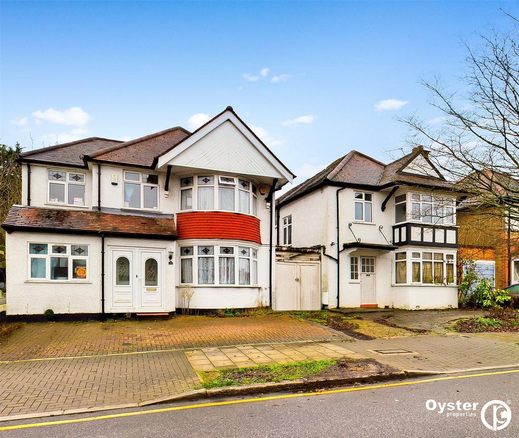 Kings Way, Harrow, HA1 6 bed detached house - £800,000
