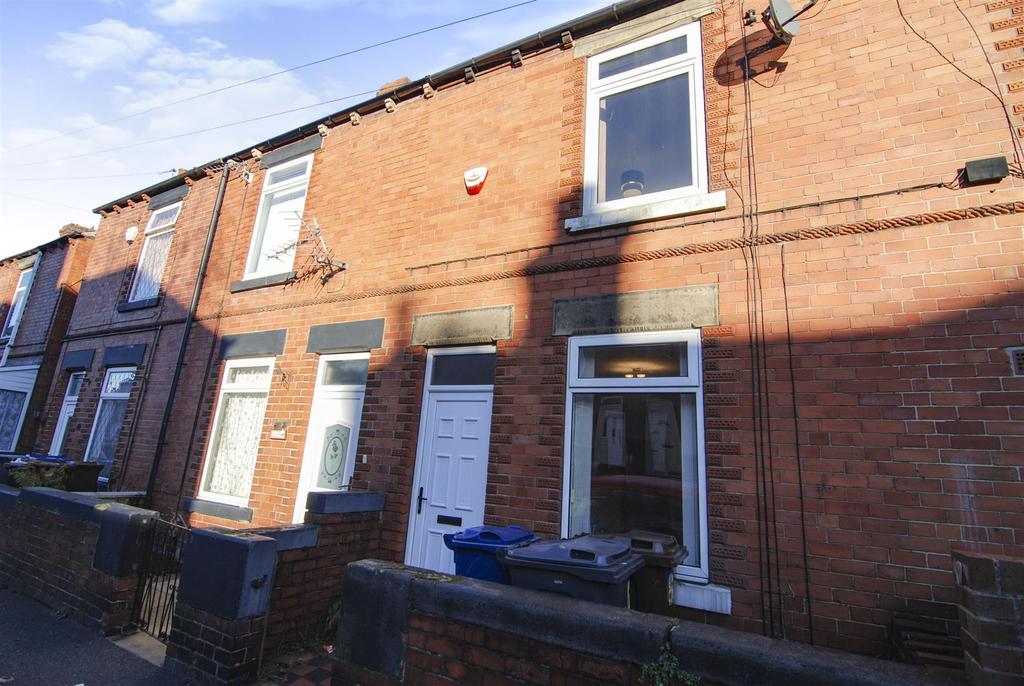 Frederick Street, Wombwell, Barnsley 2 bed terraced house - £73,000