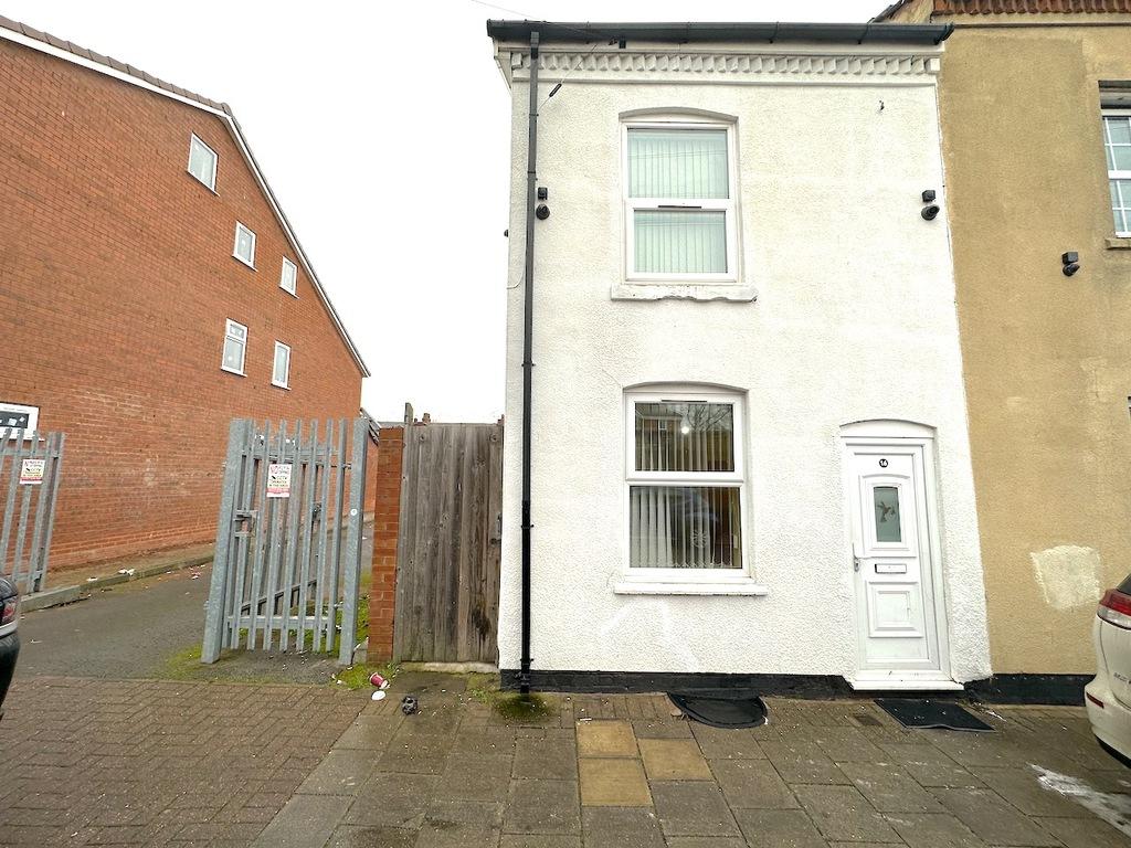 Avon Street, Sparkhill, Birmingham... 4 bed end of terrace house - £200,000