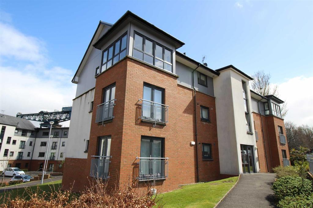 Kincaid Court, Greenock 2 bed flat - £625 pcm (£144 pw)